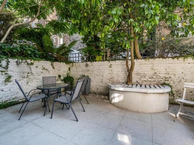 2 bedroom apartment for rent in Cambridge Street Pimlico SW1V