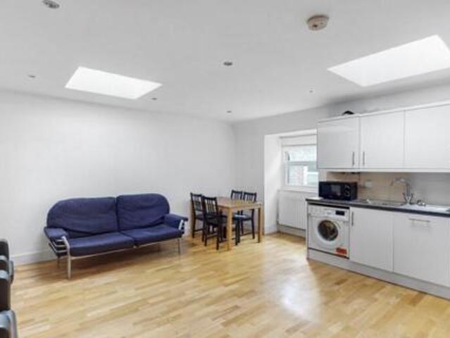 2 Bedroom Apartment For Rent In Camden, London
