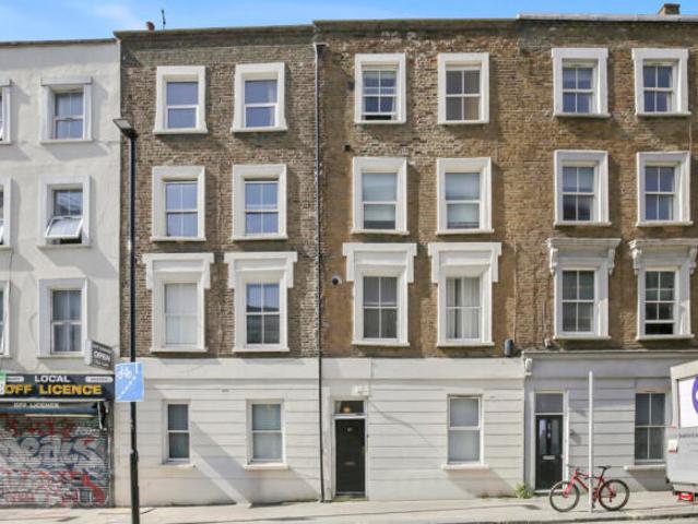2 bedroom apartment for rent in Camden Park Road, London, NW1