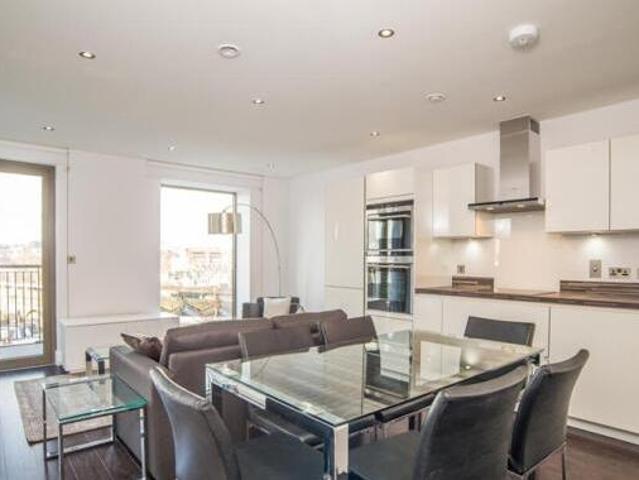 2 Bedroom Apartment For Rent In Camden Road