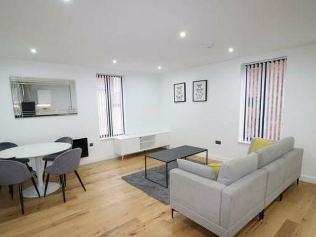 2 bedroom apartment for rent in Camden Street Birmingham B1