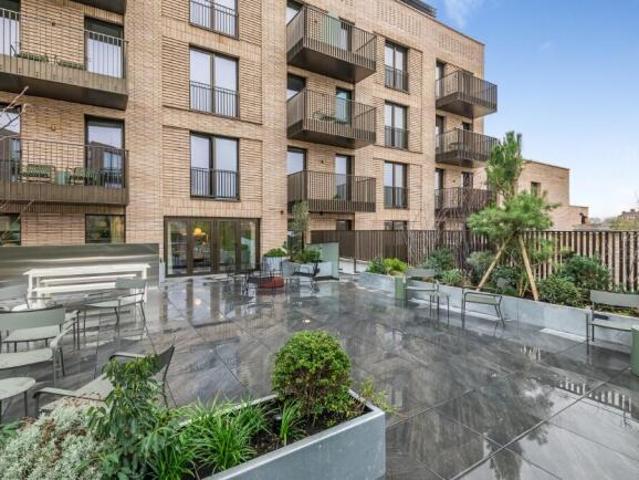 2 bedroom apartment for rent in Camden Street, London, NW1