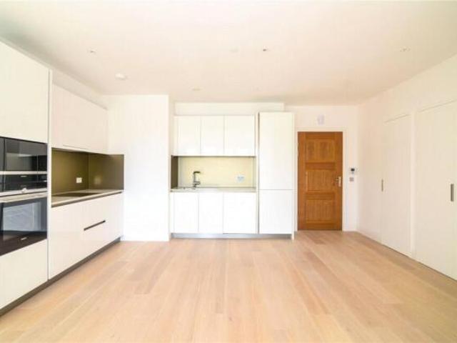 2 bedroom apartment for rent in Camera House, Teddington, TW11