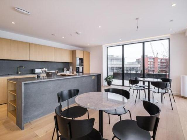 2 bedroom apartment for rent in Camley Street Kings Cross NW1