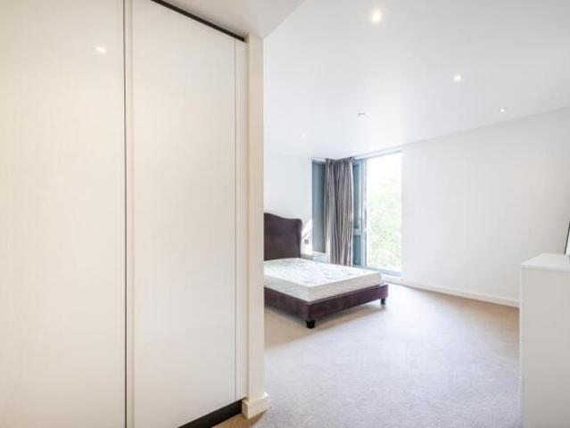 2 bedroom apartment for rent in Camley Street London N1C