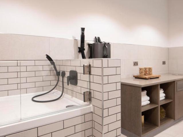 2 bedroom apartment for rent in Camley Street, London, N1C