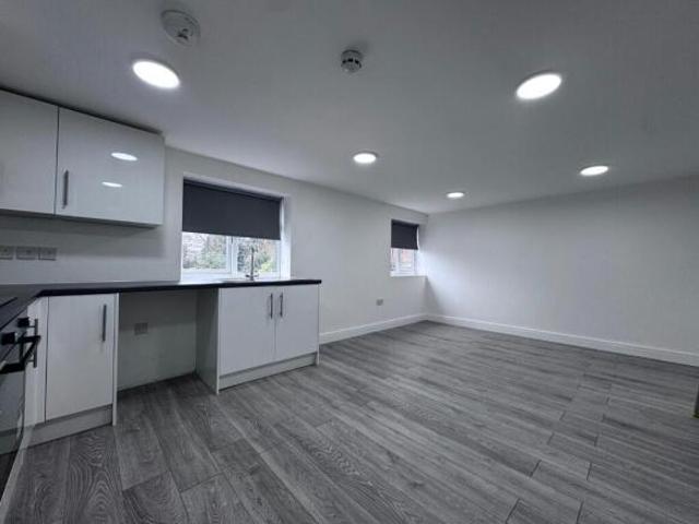 2 bedroom apartment for rent in Cannock Road, Wolverhampton, West Midlands, WV10