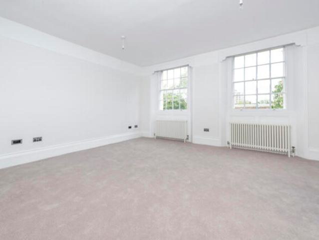2 bedroom apartment for rent in Canonbury Square, Islington, London, N1