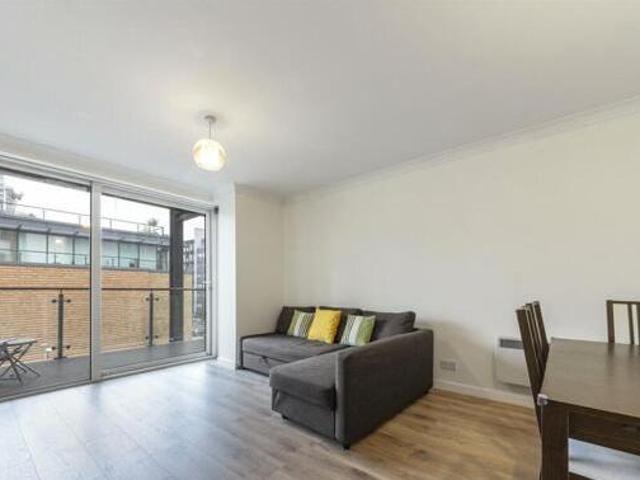 2 Bedroom Apartment For Rent In Canary Wharf, London