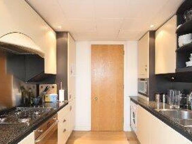 2 Bedroom Apartment For Rent In Canary Wharf, London