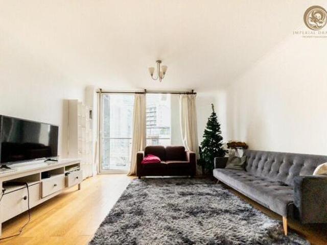 2 Bedroom Apartment For Rent In Canary Wharf, London