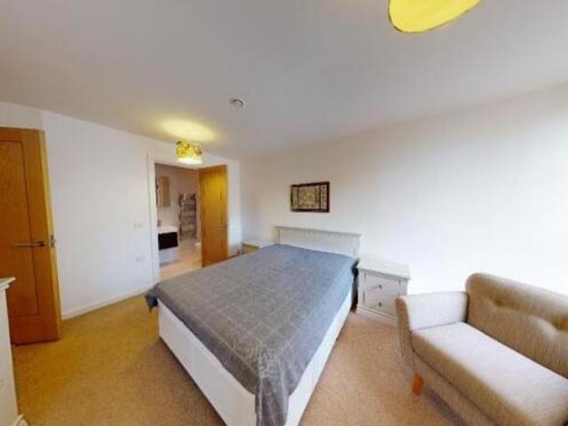 2 bedroom apartment for rent in Candle House, 1 Wharf Approach, City Centre, Leeds, LS1