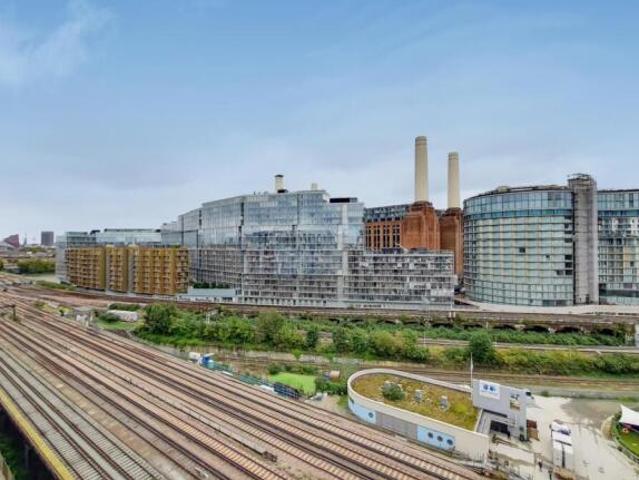 2 bedroom apartment for rent in Cascade Court, Battersea, SW11