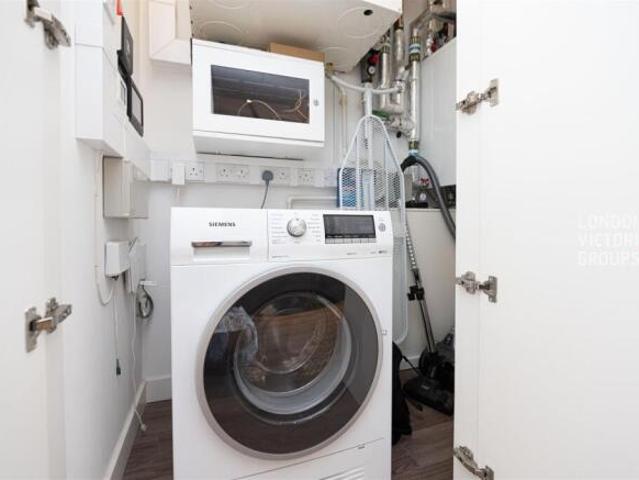 2 bedroom apartment for rent in Cashmere House, 37 Leman Street, London, E1