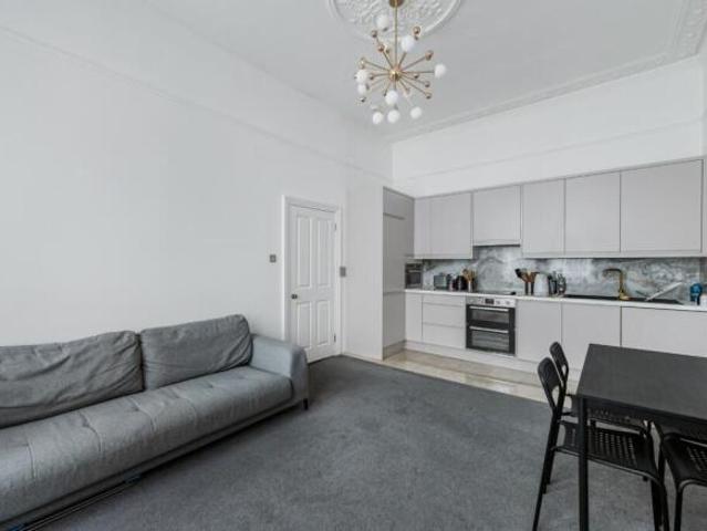 2 bedroom apartment for rent in Castletown Road, W14