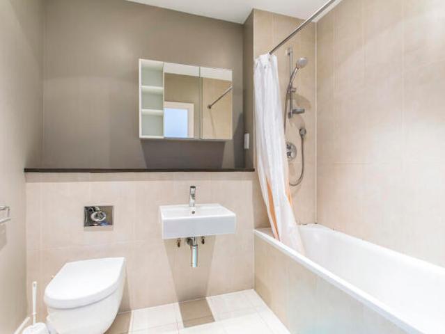 2 bedroom apartment for rent in Carmine Wharf Copenhagne Place E14 7FF, E14