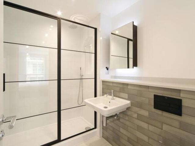 2 bedroom apartment for rent in Carraway Street Reading RG1