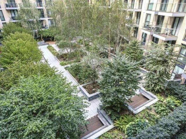 2 bedroom apartment for rent in Catalina House, Goodman's Fields, Aldgate, London, E1