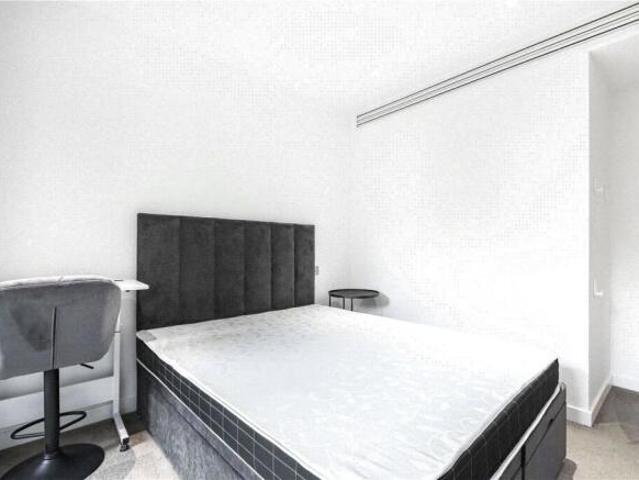 2 bedroom apartment for rent in Catalina House, Goodman's Fields, Aldgate, London, E1