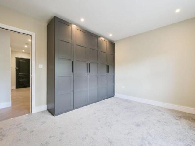 2 bedroom apartment for rent in Cedar Road, Sutton, SM2