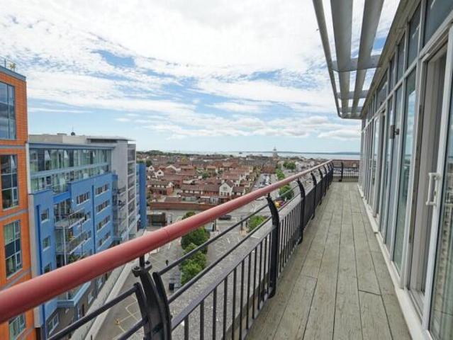 2 bedroom apartment for rent in Centurion Court, Gunwharf Quays, Portsmouth, PO1