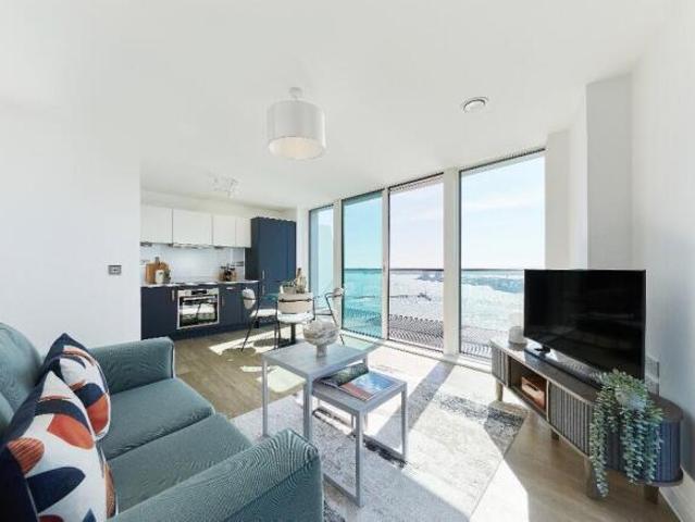 2 bedroom apartment for rent in Centenary Plaza, Southampton, Hampshire, SO19