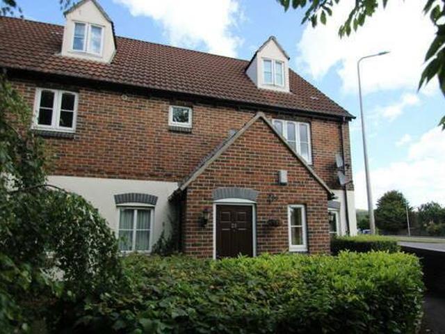 2 bedroom apartment for rent in Central Way Clevedon BS21