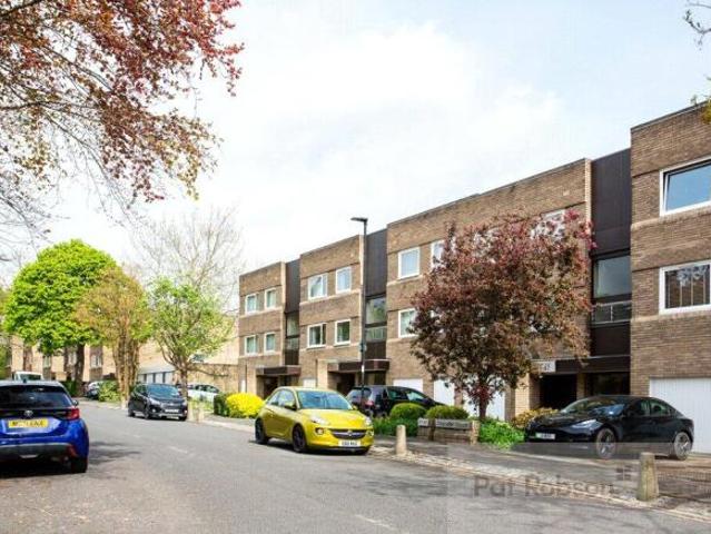 2 bedroom apartment for rent in Chandler Court, Adderstone Crescent, Jesmond, Newcastle Upon Tyne, NE2