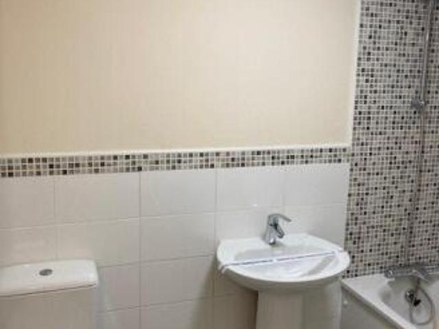 2 bedroom apartment for rent in Charter House, Barton Lane, Eccles, Salford, M30