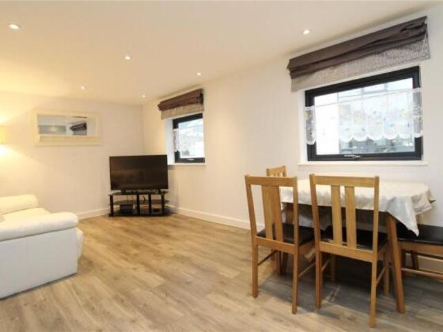 2 bedroom apartment for rent in Chartwell Lodge, 3 Dollis Mews, London, N3
