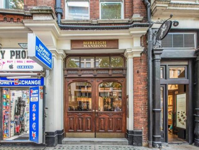 2 bedroom apartment for rent in Charing Cross Road, London, WC2H