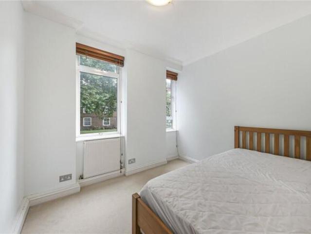 2 bedroom apartment for rent in Charlbert Street, London, NW8