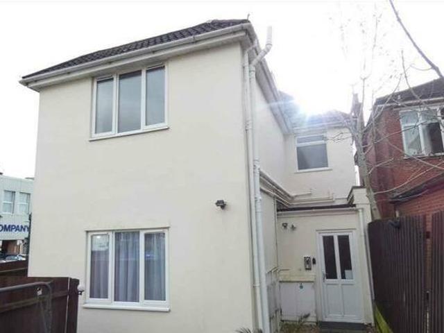 2 bedroom apartment for rent in Charlotte Court 962 Wimborne Road Bournemouth BH9