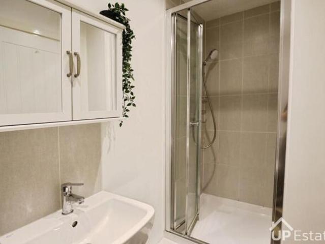 2 bedroom apartment for rent in Chelmsford Drive, Coventry, CV6