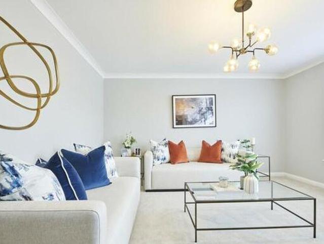 2 Bedroom Apartment For Rent In Chelsea