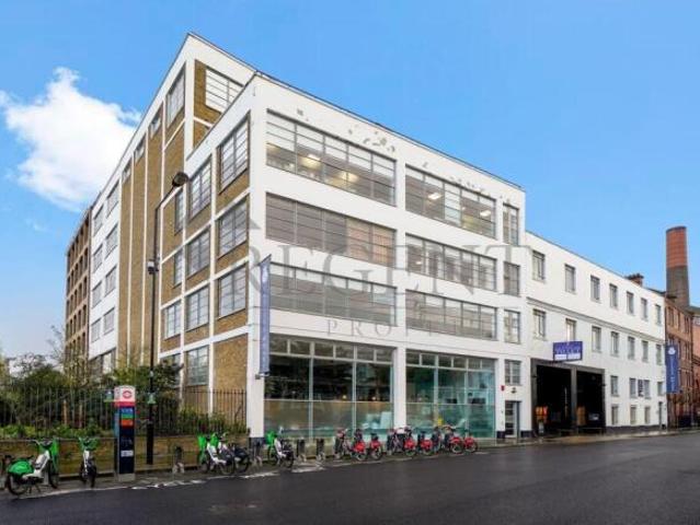 2 bedroom apartment for rent in Chelsea Wharf, Lots Road, SW10