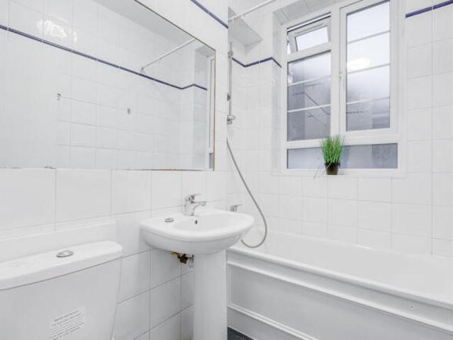 2 bedroom apartment for rent in Chesney Court, Shirland Road, Maida Vale, W9