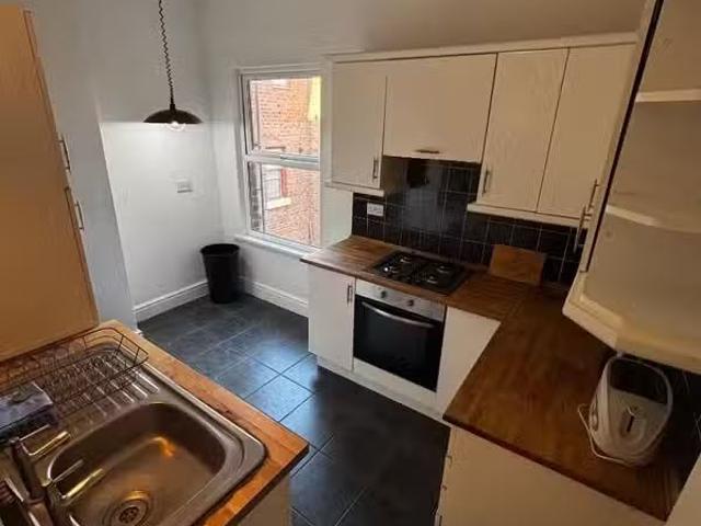 2 bedroom apartment for rent in Chichester Street, Chester, Ch.