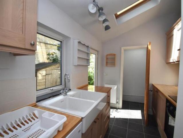 2 bedroom apartment for rent in Chilton Road, BATH, BA1