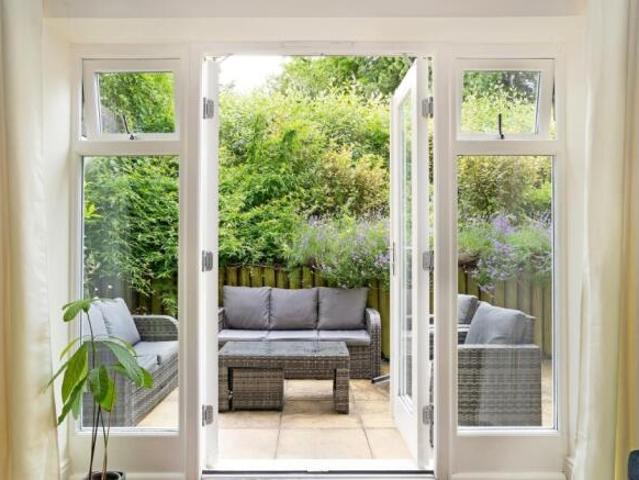 2 bedroom apartment for rent in Chilbolton Avenue Winchester SO22