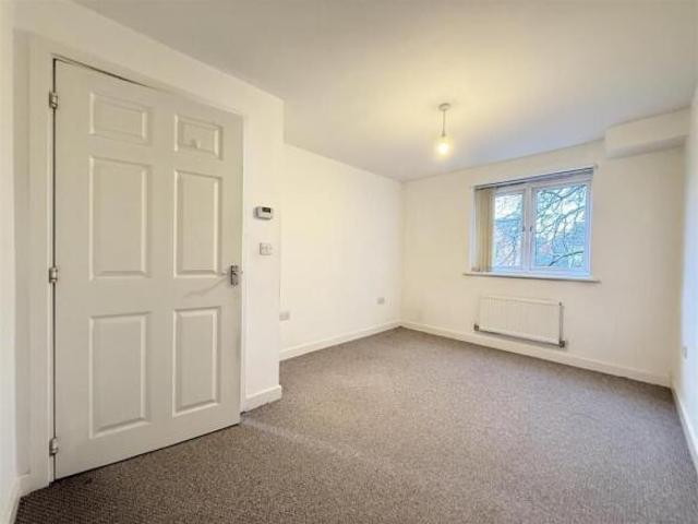 2 bedroom apartment for rent in Childer Close, Foleshill, CV6
