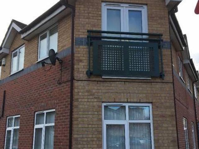2 bedroom apartment for rent in Chorlton Road Manchester Greater Manchester M15