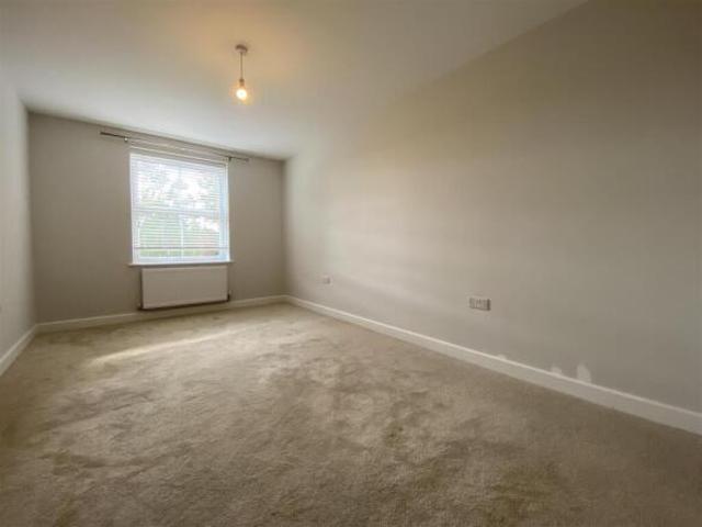 2 bedroom apartment for rent in Church Road, Paddock Wood, Tonbridge, TN12