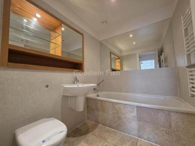 2 bedroom apartment for rent in Church Street, Manchester, M4