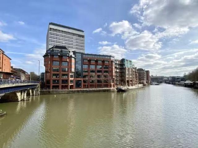2 bedroom apartment for rent in City Centre, Bridge Quay, BS1.