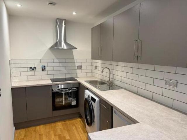 2 bedroom apartment for rent in 50% OFF FIRST MONTHS RENT* @ City Island, LS12