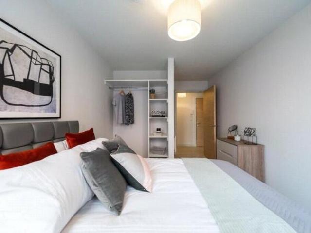 2 bedroom apartment for rent in City Road, London, EC1V