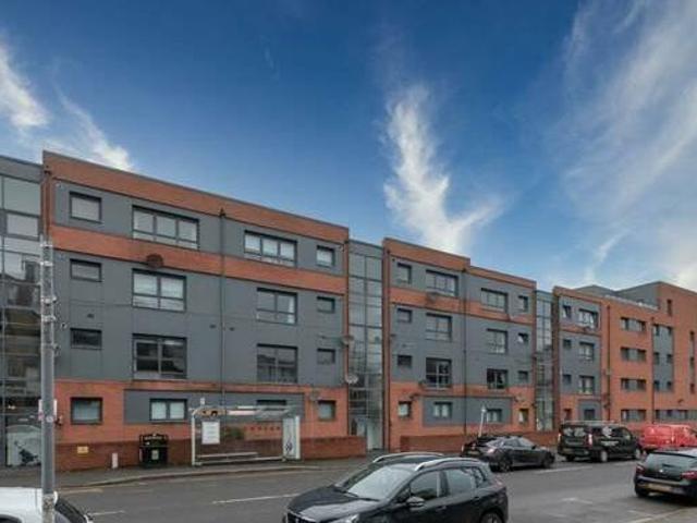 2 bedroom apartment for rent in Clarkston Road Flat 3 2 Glasgow Scotland G44 3DN G44