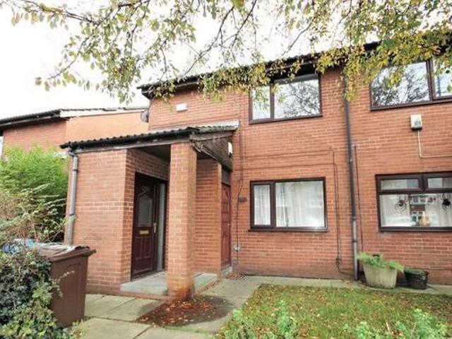 2 bedroom apartment for rent in Cleggs Lane Little Hulton Manchester M38