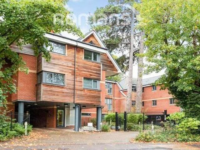 2 bedroom apartment for rent in Cliddesden Road RG21